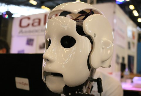 Caliban : Les robots sont parmis nous ! - ToysAndGeek