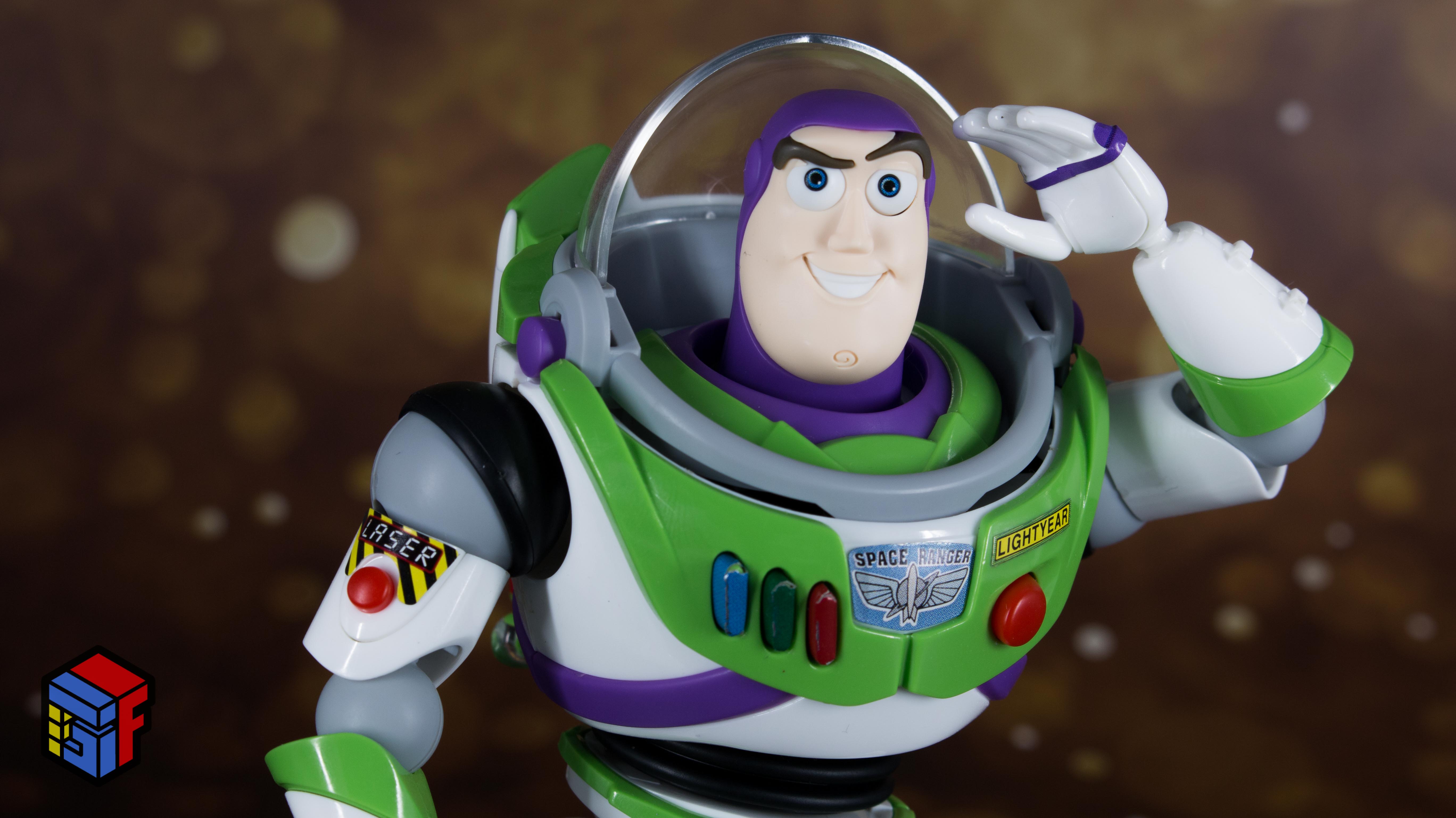 Buzz Lightyear Plastic Model Kit : La review - ToysAndGeek